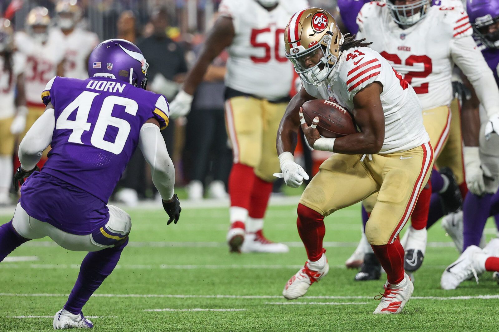 Jordan Mason Brings What the Vikings Have Been Missing at RB