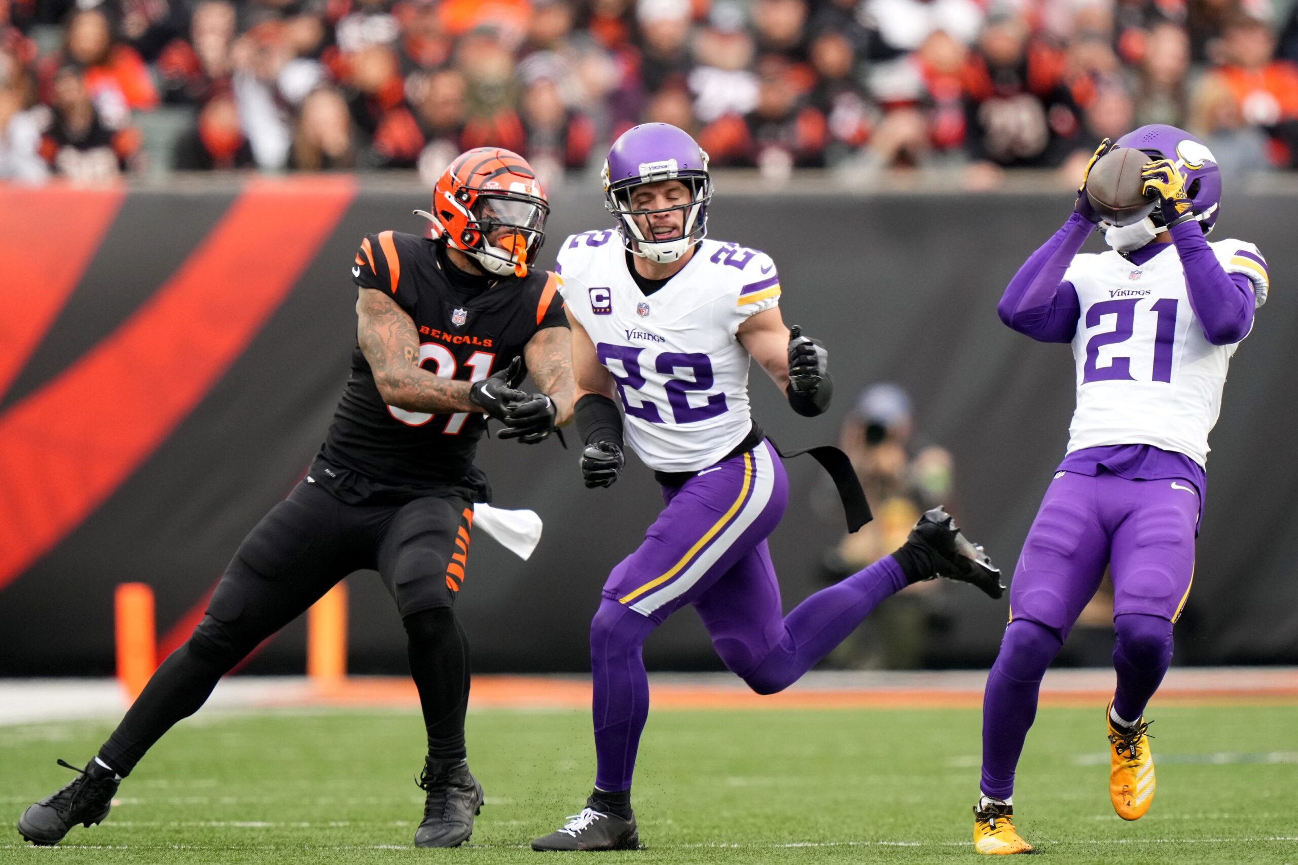 Recently-Cut Vikings Defender Gets a New Gig