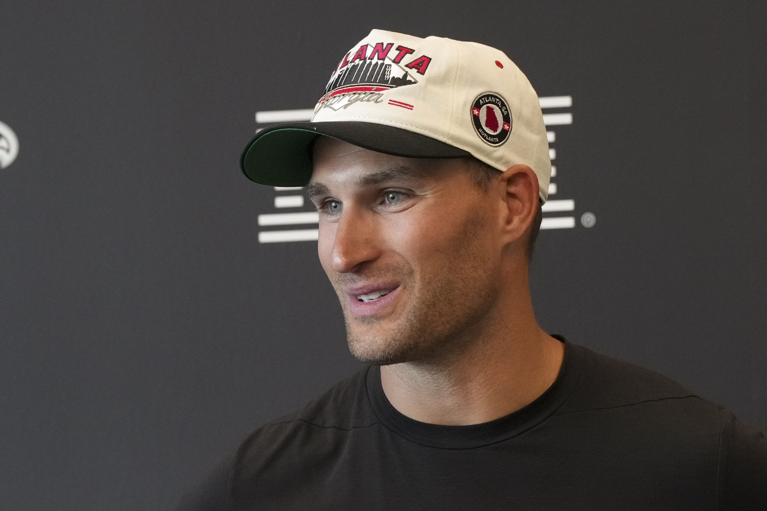 Kirk Cousins Makes Surprising Move on Tuesday