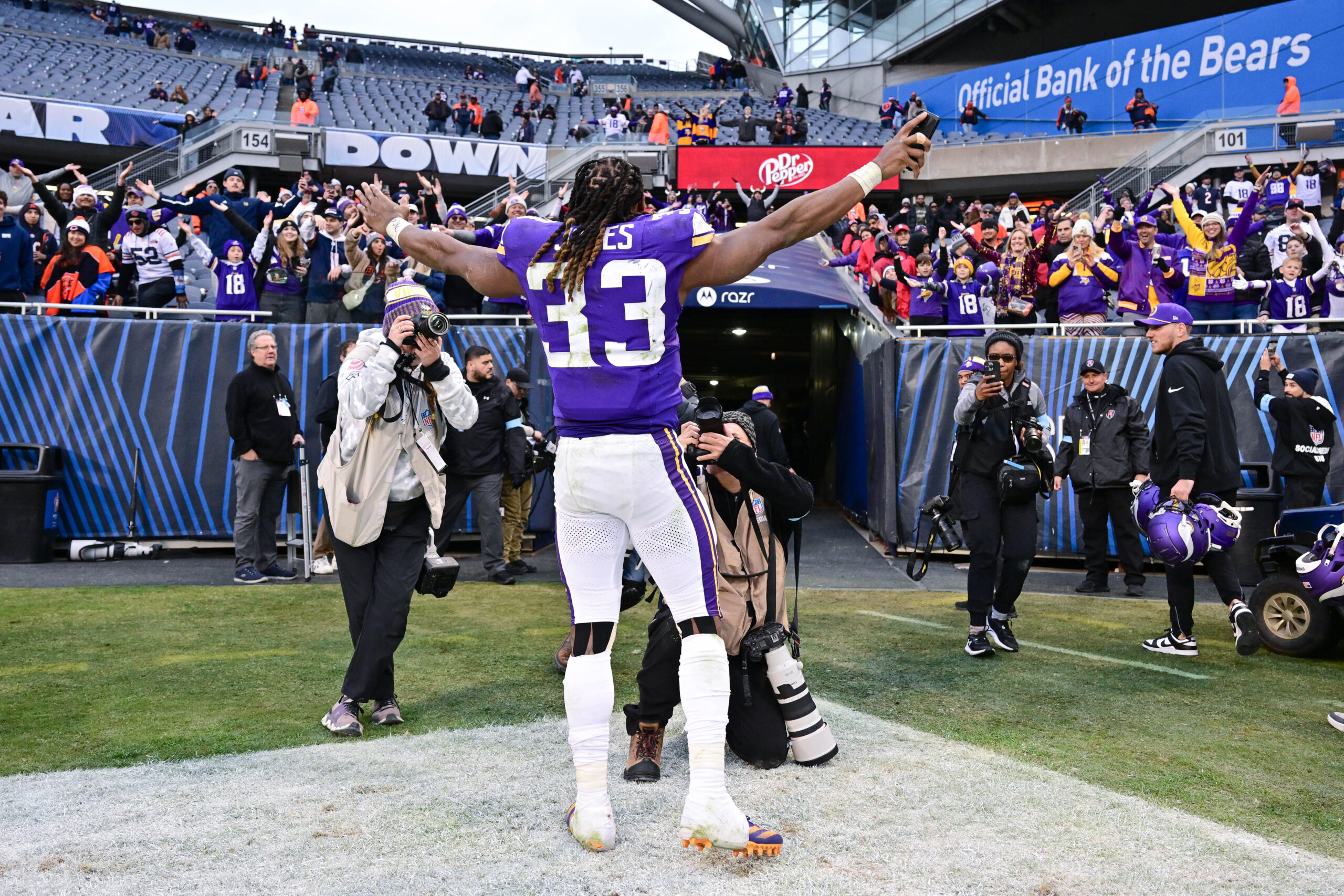 Aaron Jones Offers a Reminder to Mike Florio