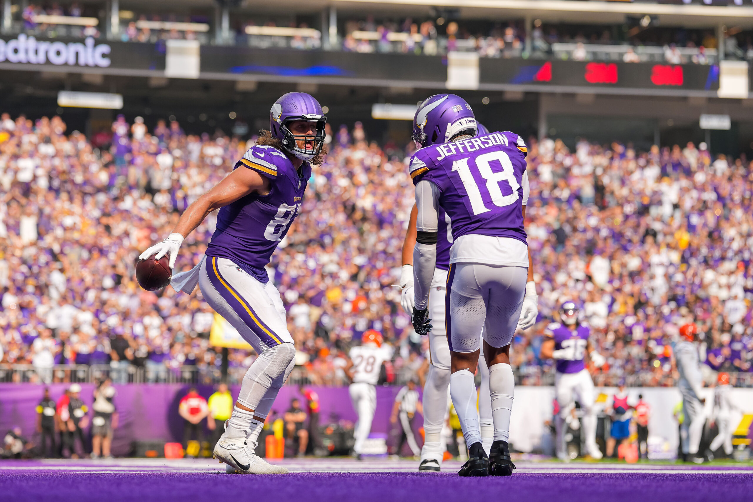 Vikings’ T.J. Hockenson Deal Takes Stunning New Turn